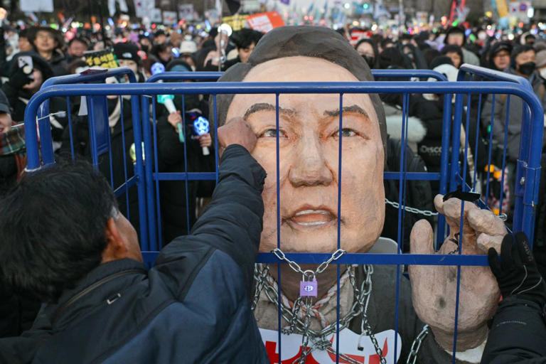 Ex-South Korea president Yoon sentenced to 5 years in prison on charges ...