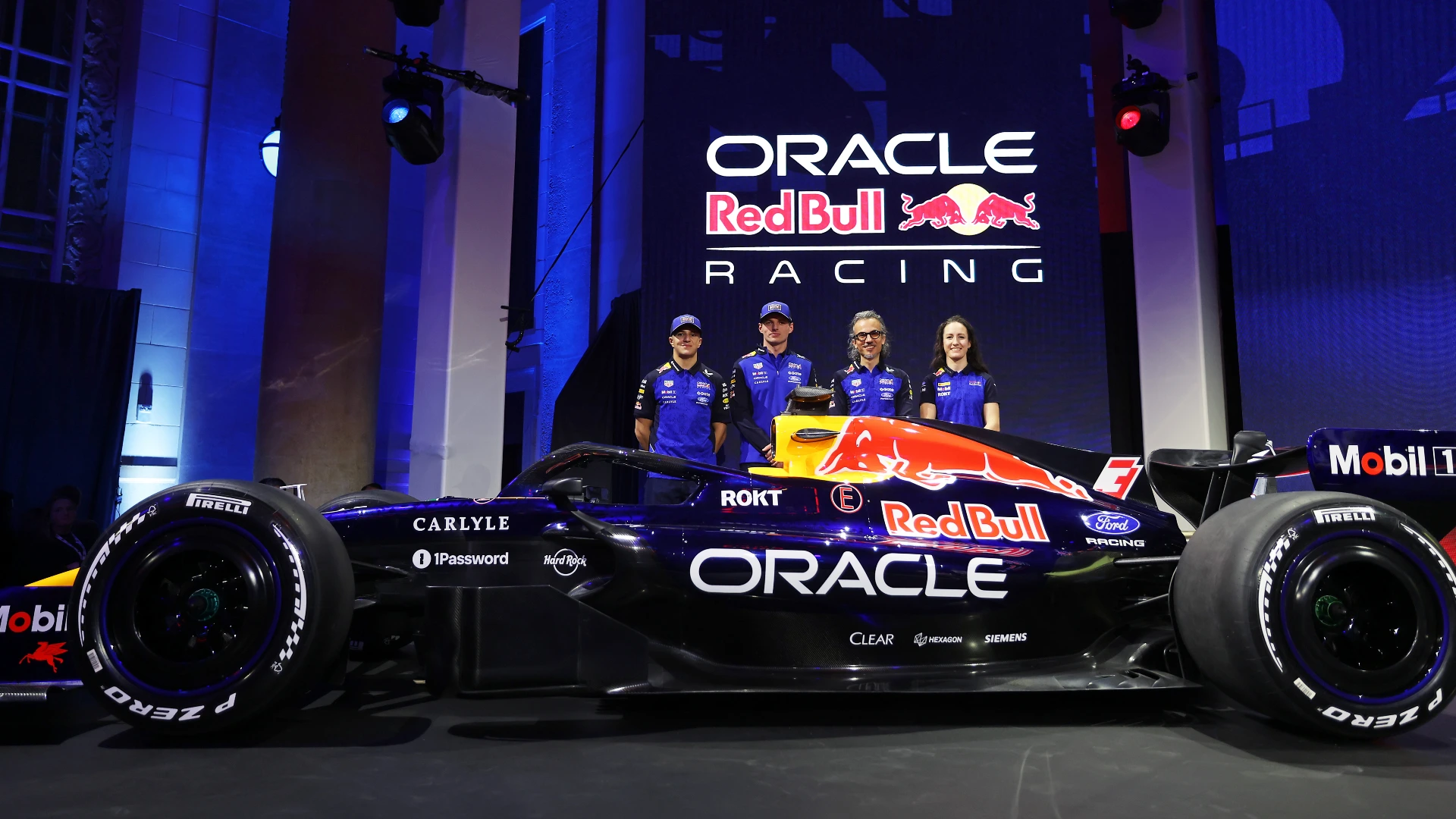 F1, presentata la nuova Red Bull nel segno del motore Ford