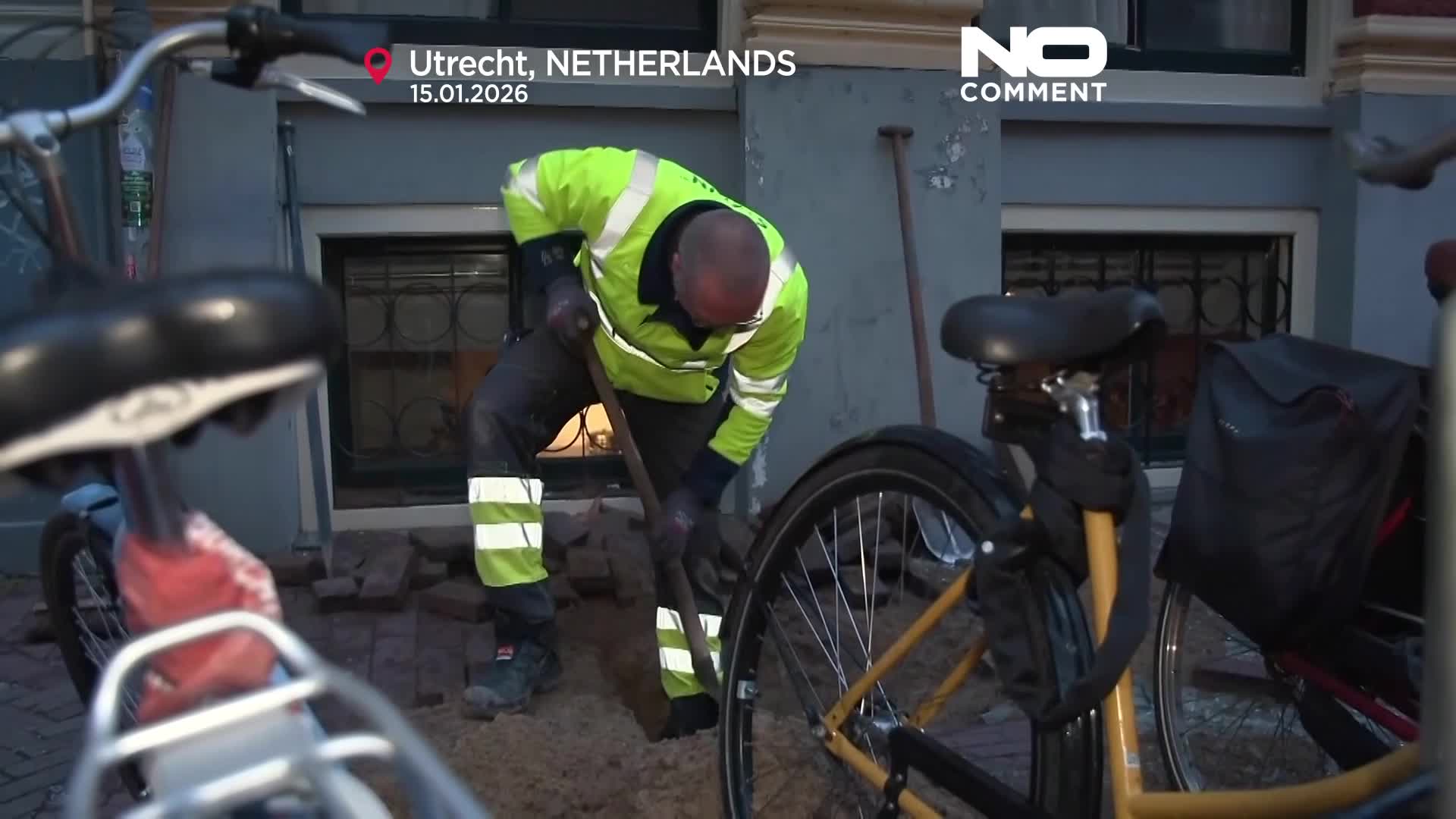 Netherlands: Gas leak causes explosion and fire in central Utrecht