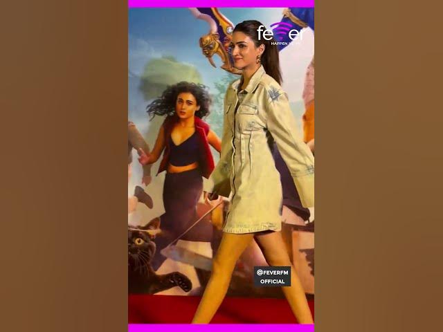 Hayee Kriti ki cute smile adaayein heart steal