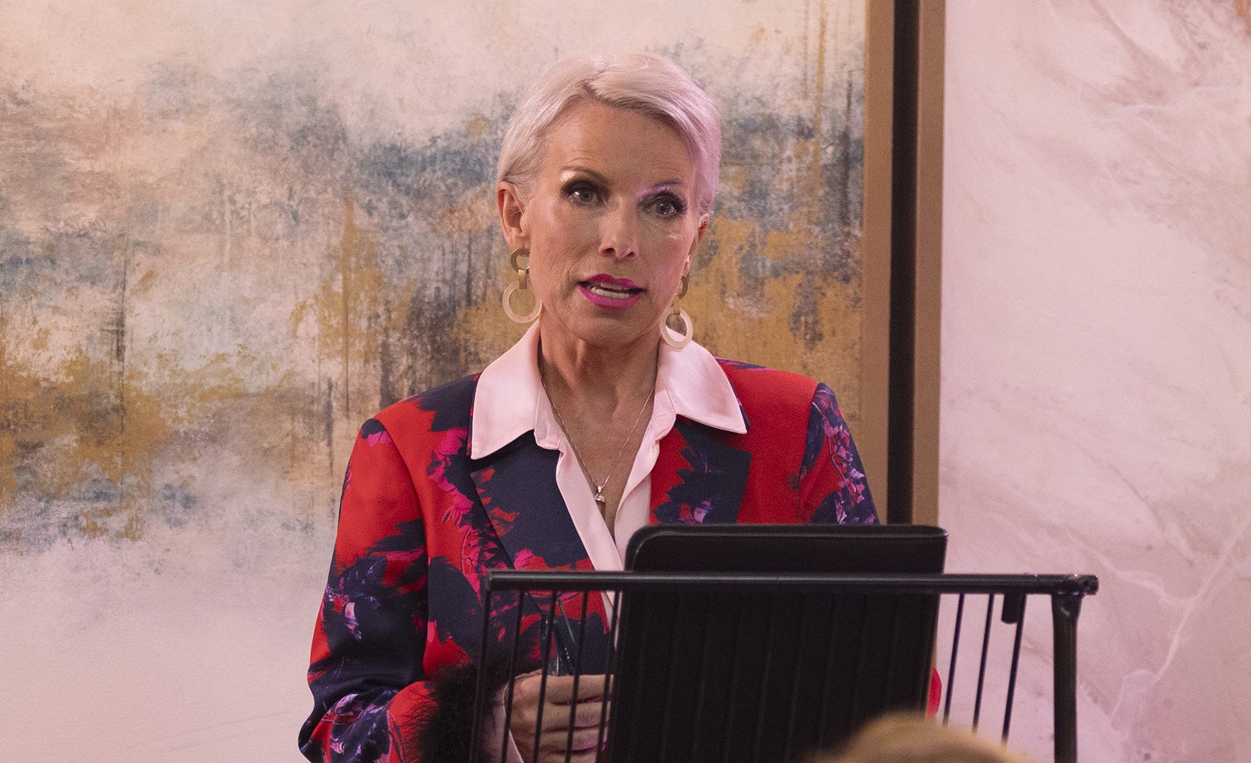 Debbie violently attacked in Coronation Street