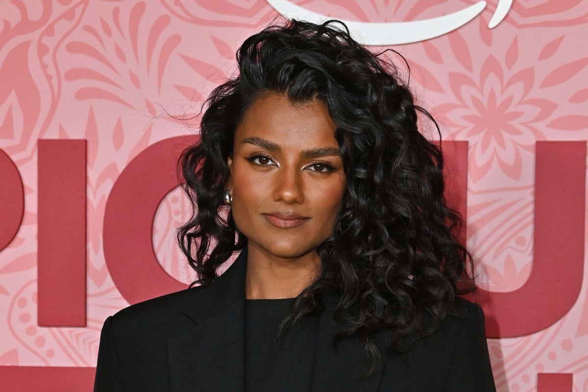 Big eighties hair is back – how to style it without looking retro