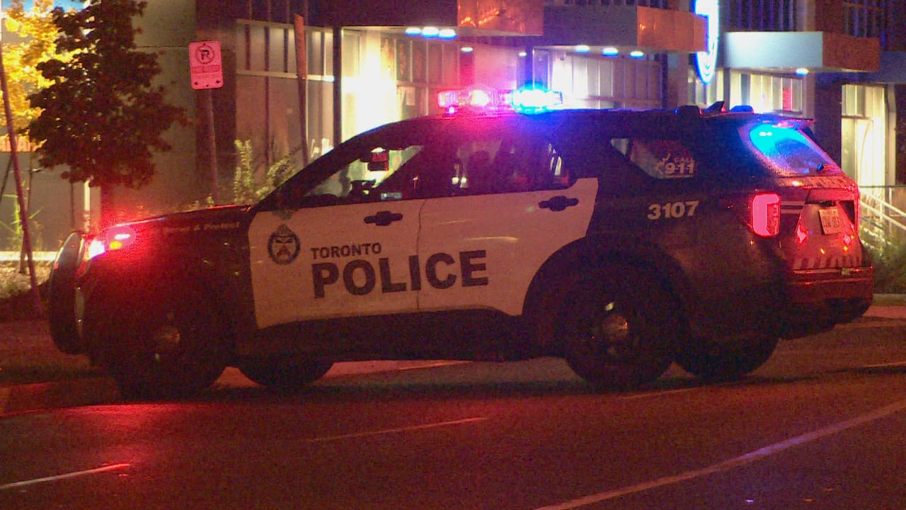 Average 911 wait times in Toronto down to 3 seconds following hiring ...