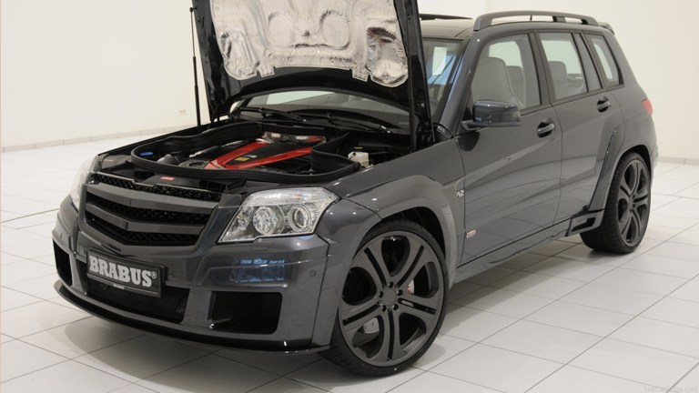 The fastest SUV ever has been undefeated for 17 years, thanks to a twin ...