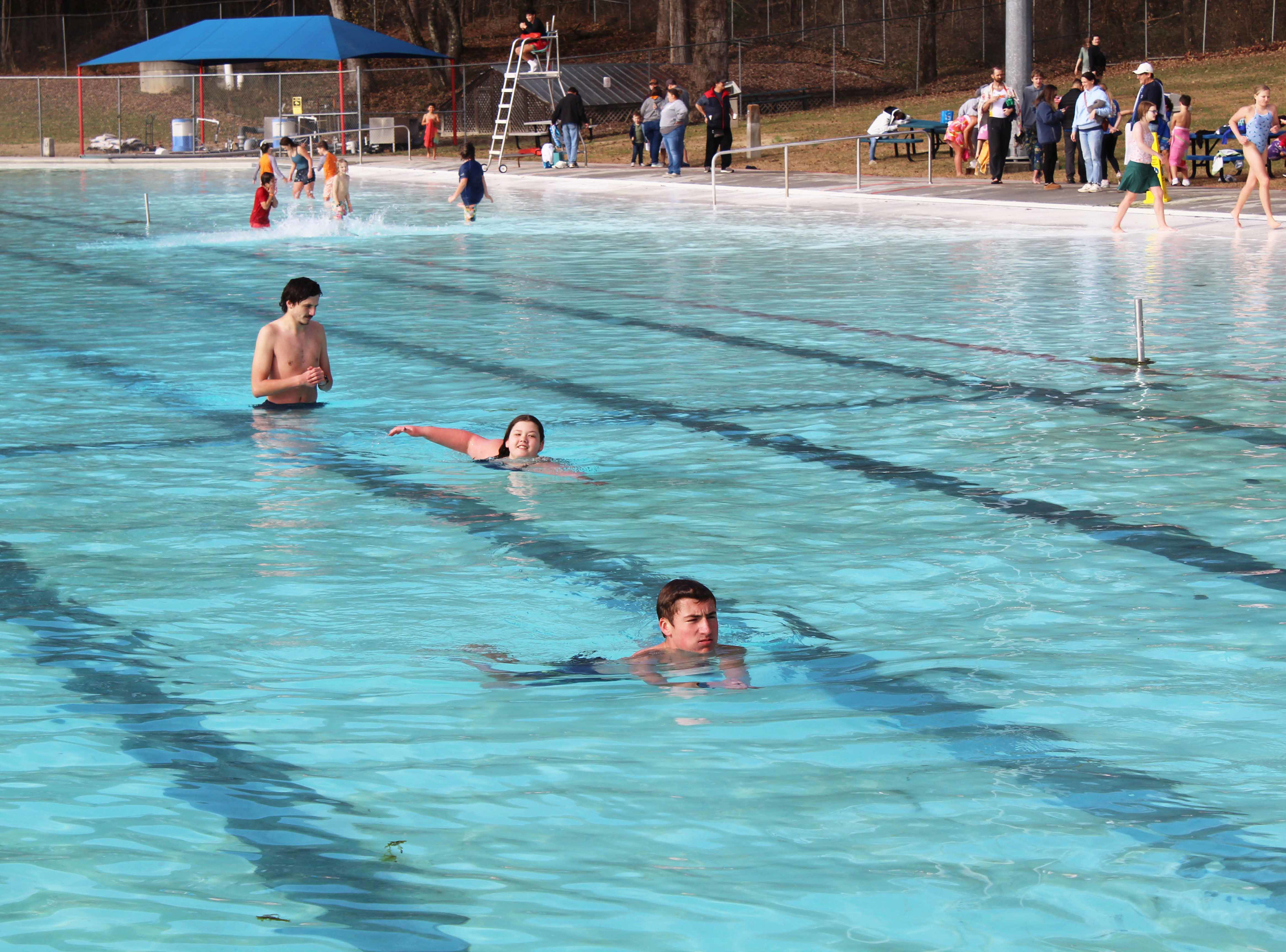 Polar plunge at the Oak Ridge pool