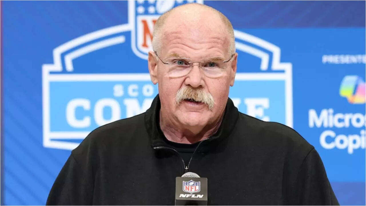Andy Reid begins offensive reset as Chiefs miss playoffs for first time ...