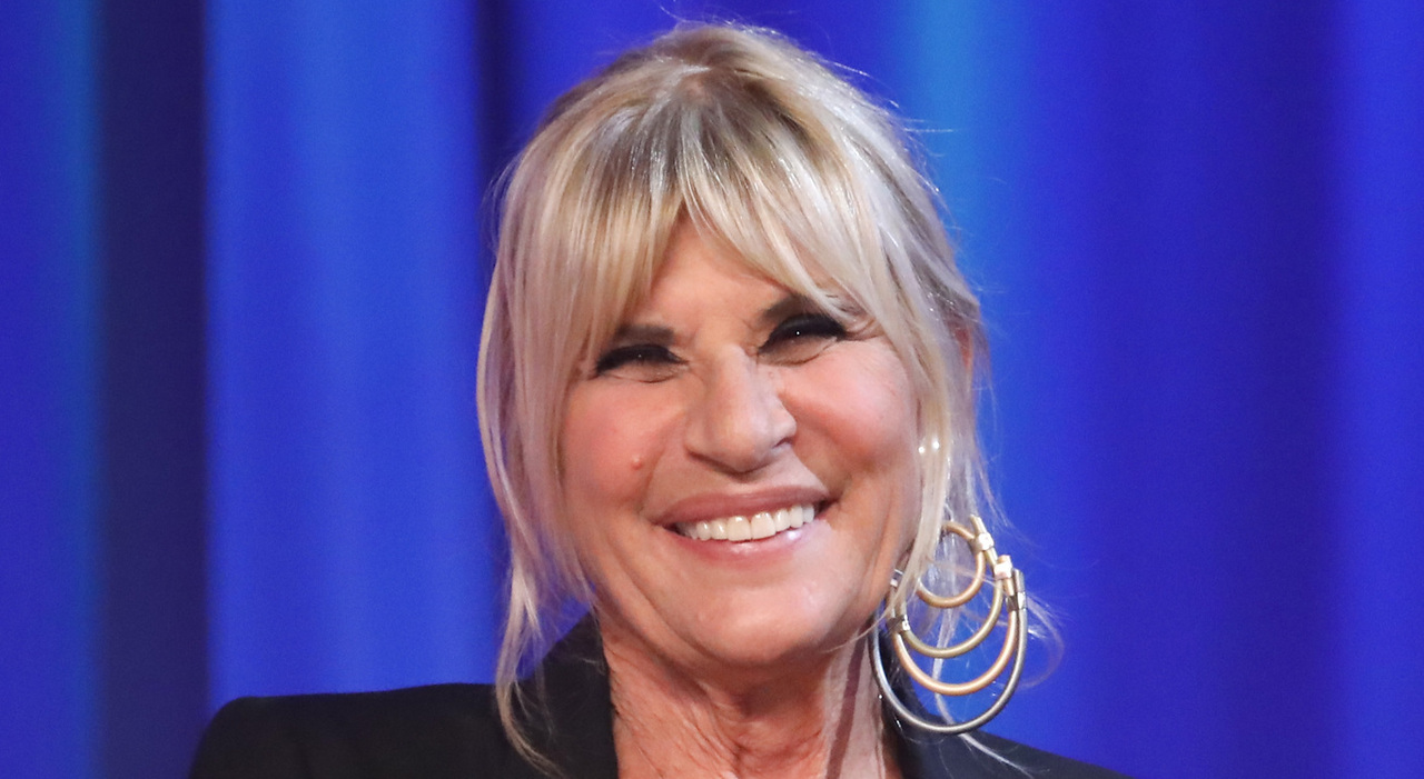 Uomini e donne, tutti con Gemma (di nuovo in lacrime): Gianni, Tina e ...