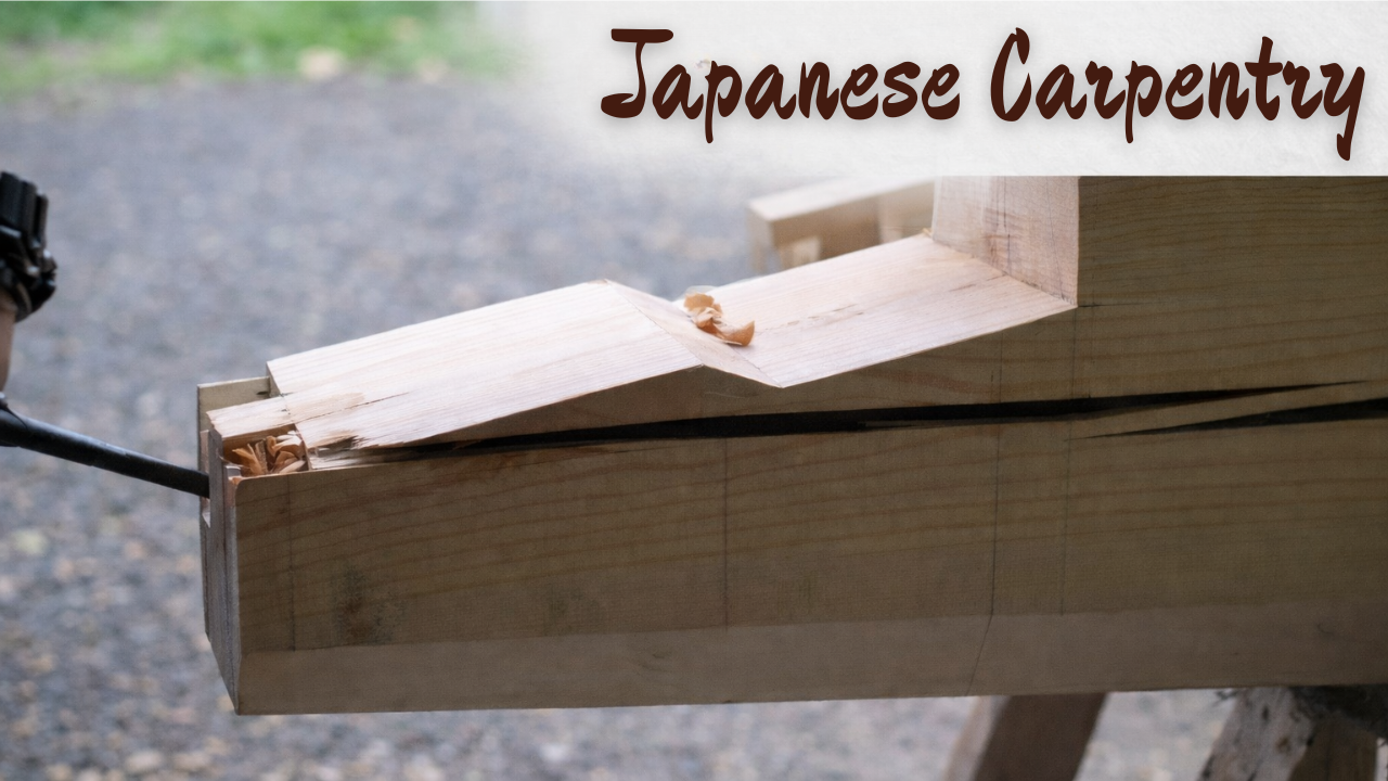 Japanese carpentry with massive beams and joinery