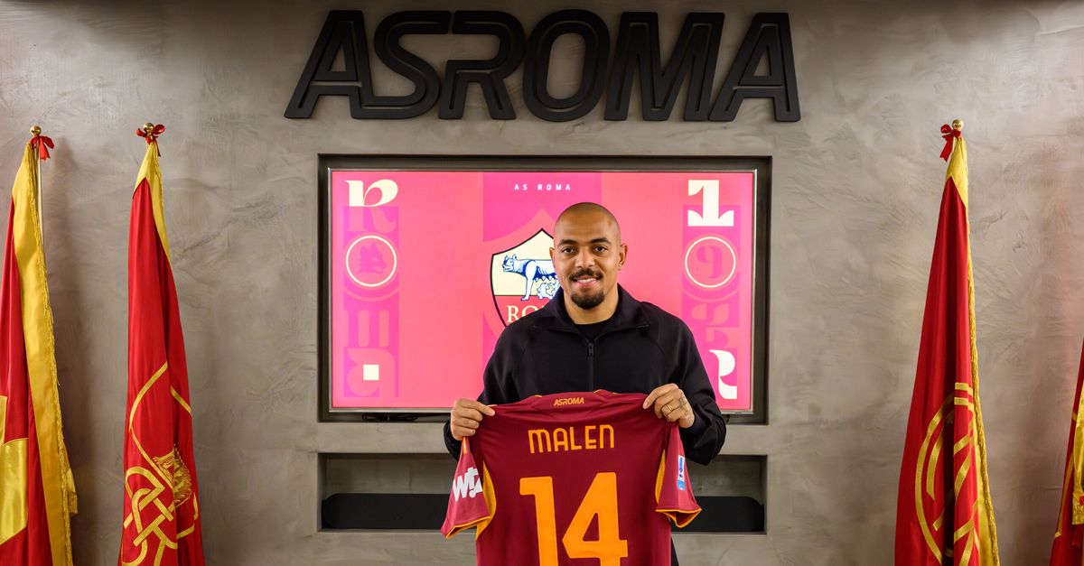 Malen si presenta: “Preferisco giocare da centravanti. Lotterò per ...
