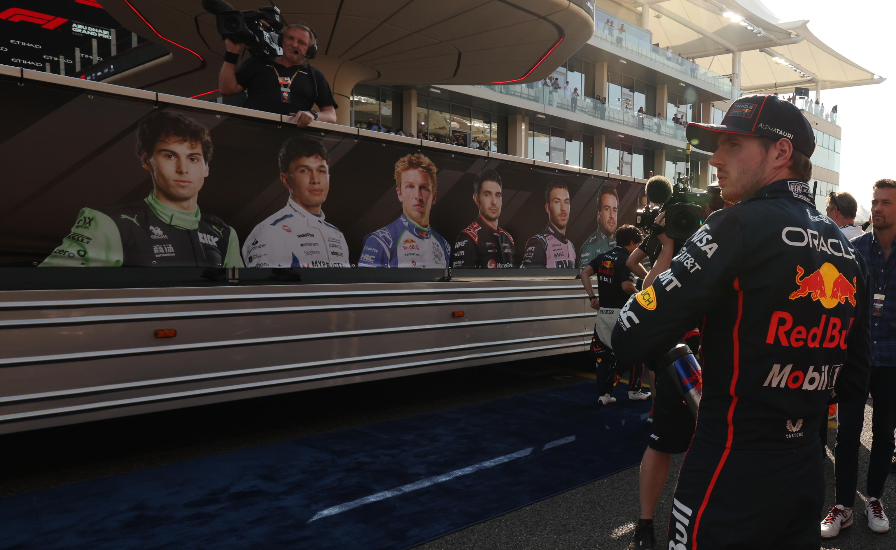 F1: Red Bull svela la monoposto 2026, Verstappen: "Nuove regole una sfida"