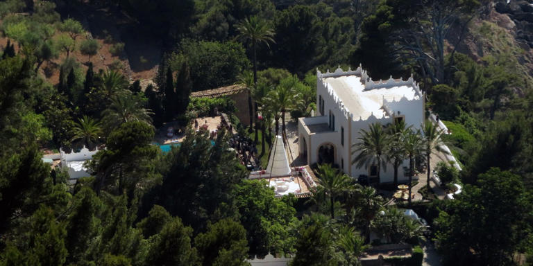 Famous people who live in Spain in 2026