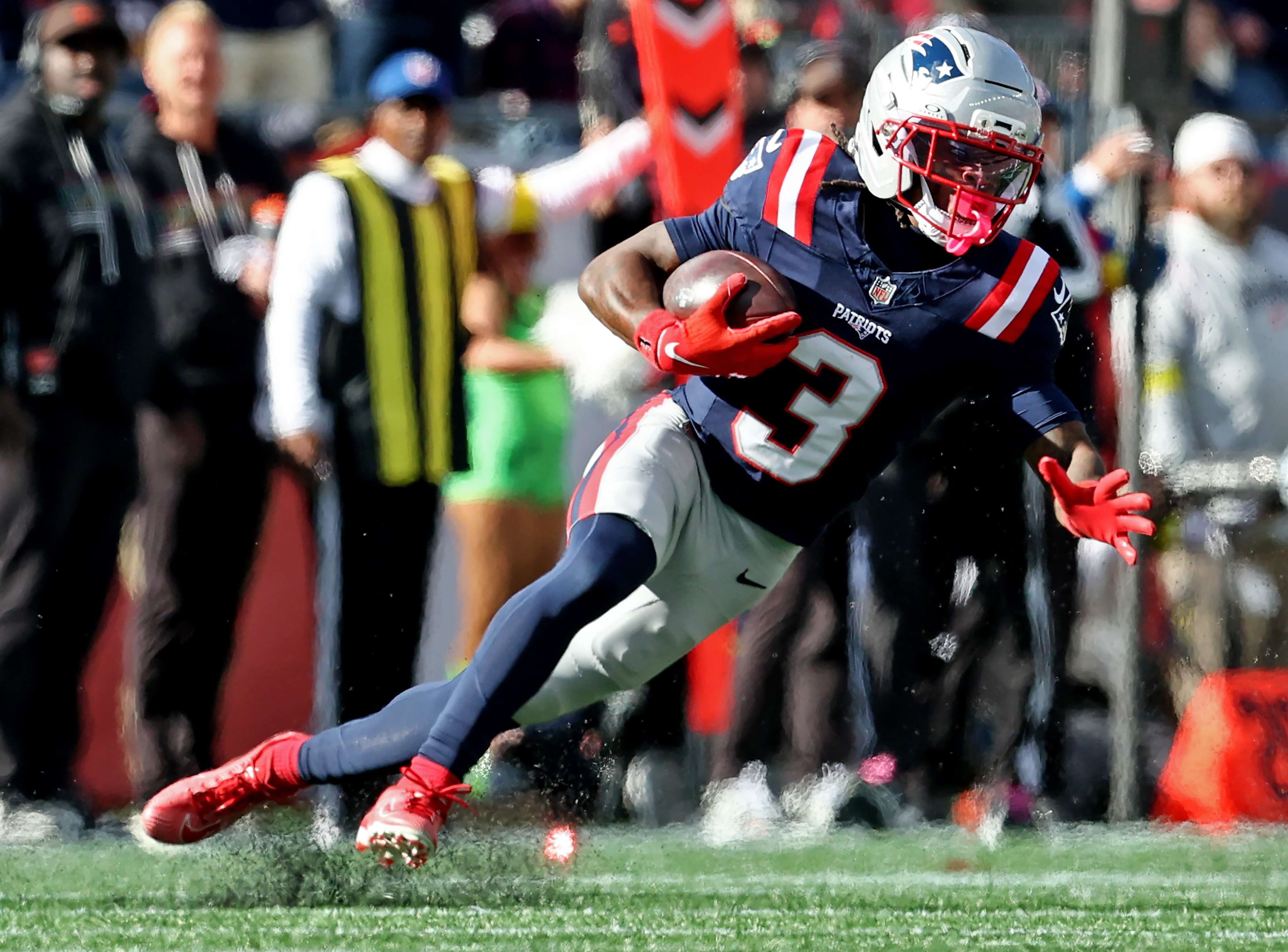 Callahan: Why DeMario Douglas might key a Patriots win and more playoff ...