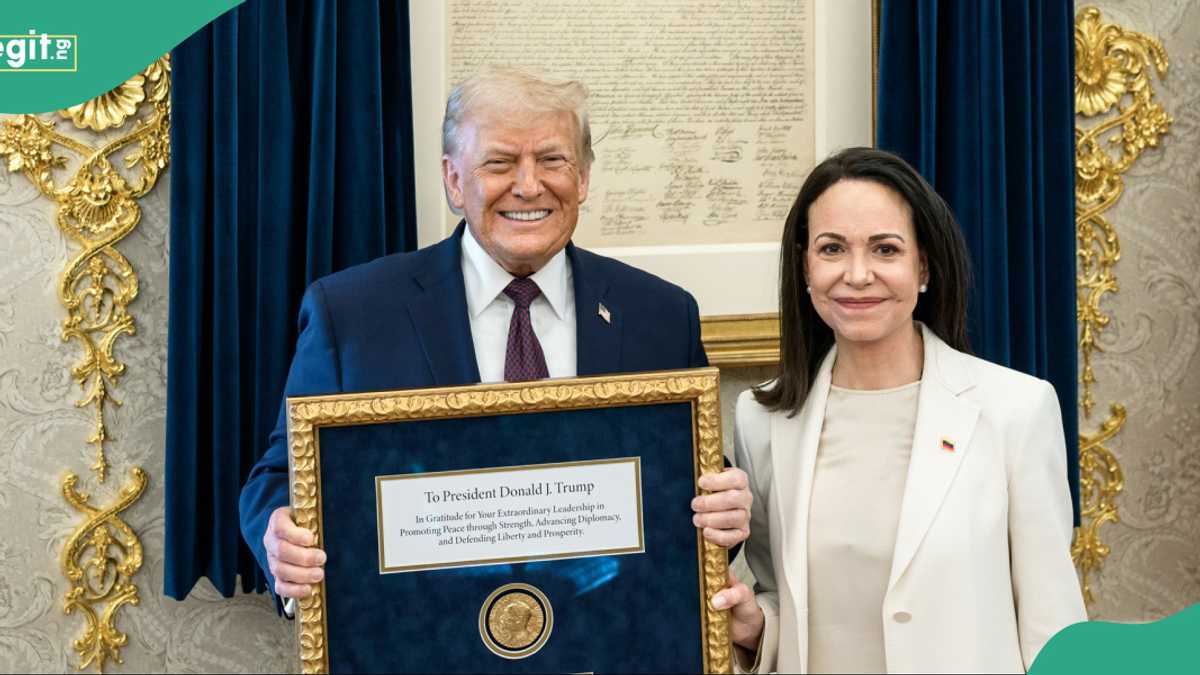 Machado presents Nobel medal to Trump at White House
