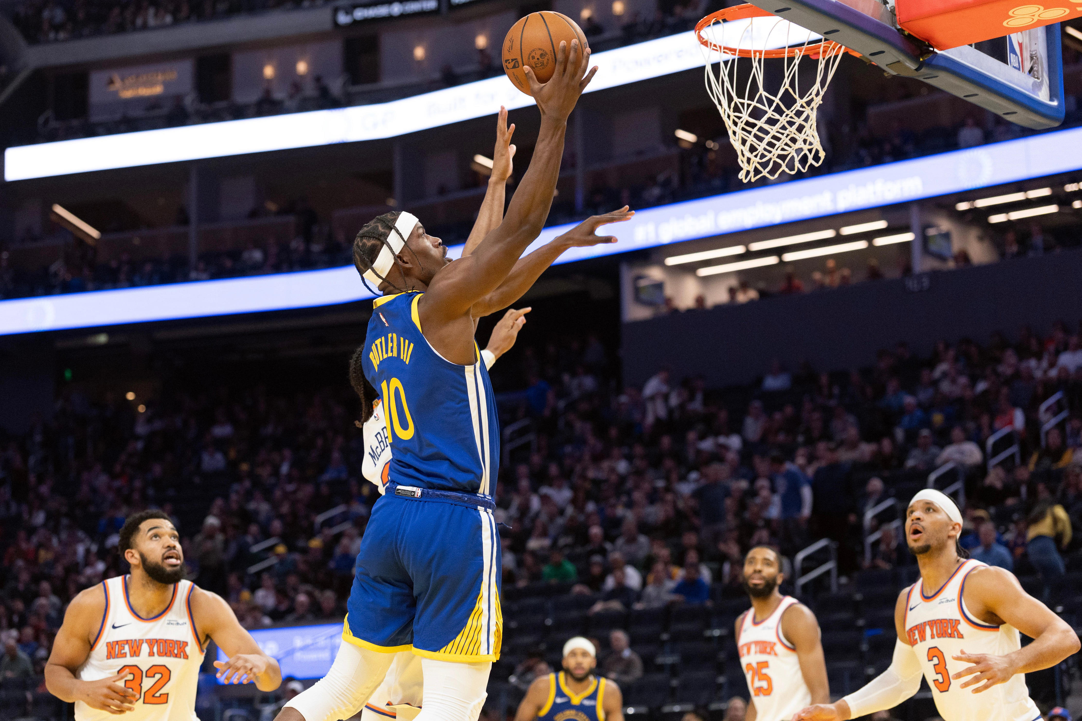 Jimmy Butler drops 32 points to lead Warriors past Knicks, 126-113