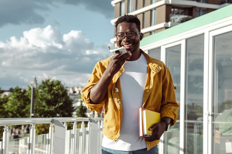 Generation monologue: How the voice note killed conversation