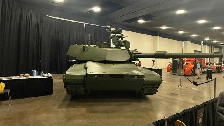 Army showcases M1E3 Abrams tank prototype at Detroit Auto Show