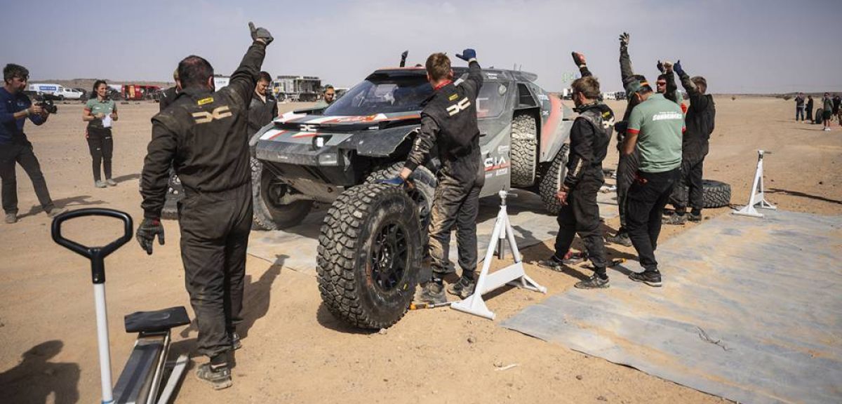 Dakar 2026 - Etape 11 : Al-Attiyah gère, Loeb se rapproche un peu