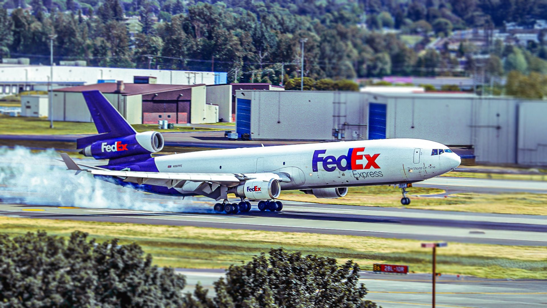 Why does the McDonnell Douglas MD-11 land so fast?