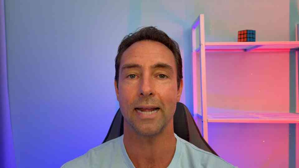 Elon Musk laughed at BYD in a 2011 interview, but BYD now leads the ...