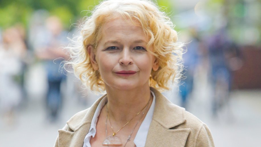 Dominika Ostałowska: wierzę, że z każdej, nawet najbardziej mrocznej ...