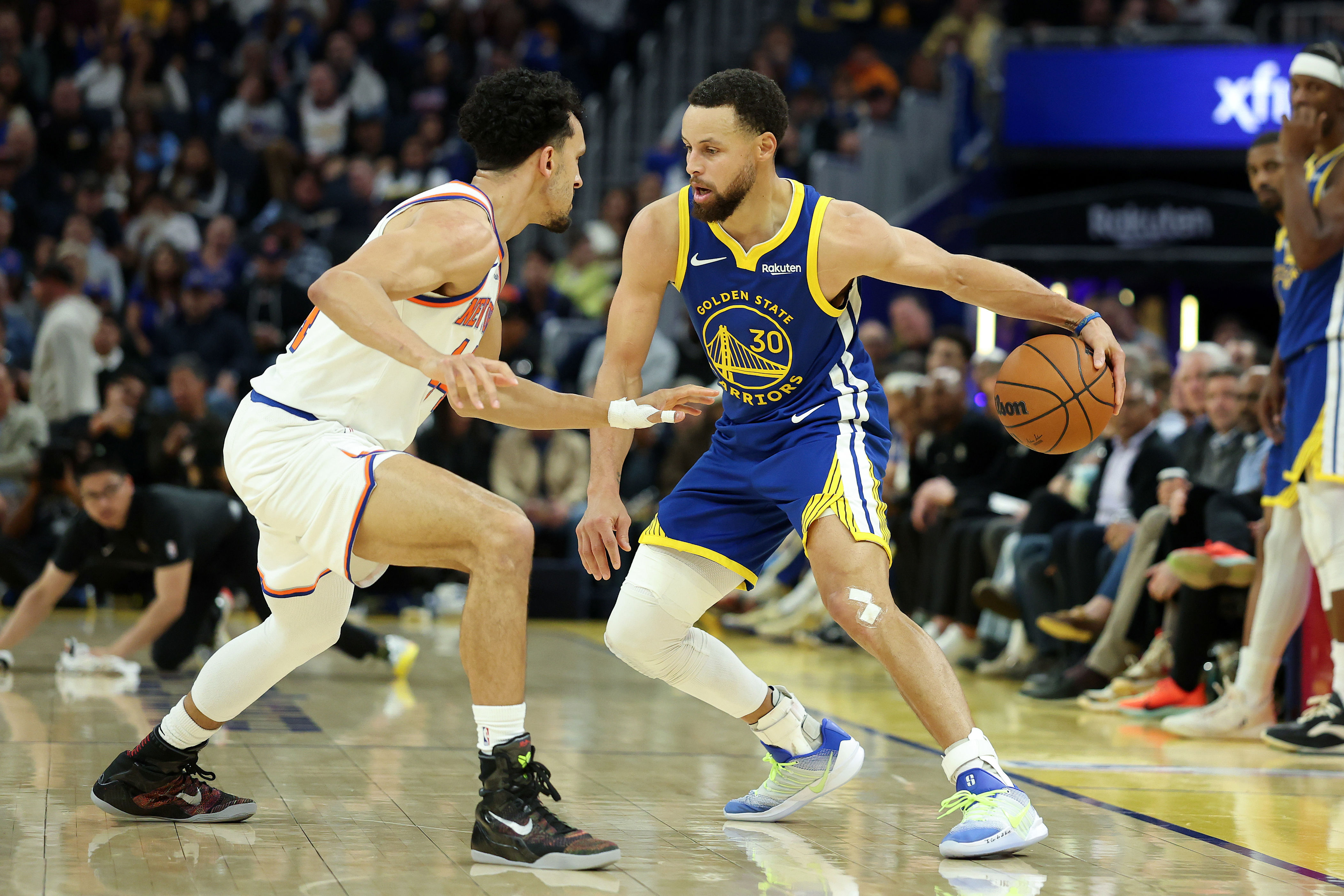 Jimmy Butler III, Steph Curry carry Warriors past Knicks