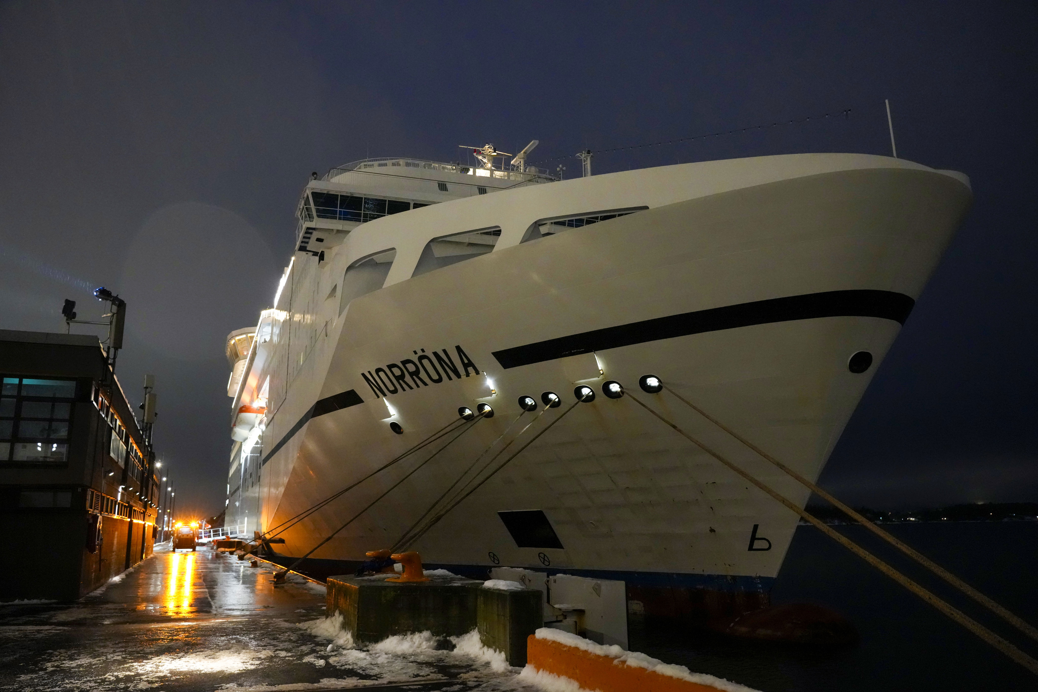 Nå er fergen Norröna i Oslo – med 1000 håndballsupportere