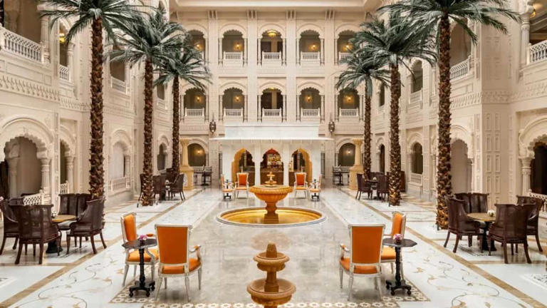 Jaipur Literature Festival 2026: Hidden gems & iconic eateries