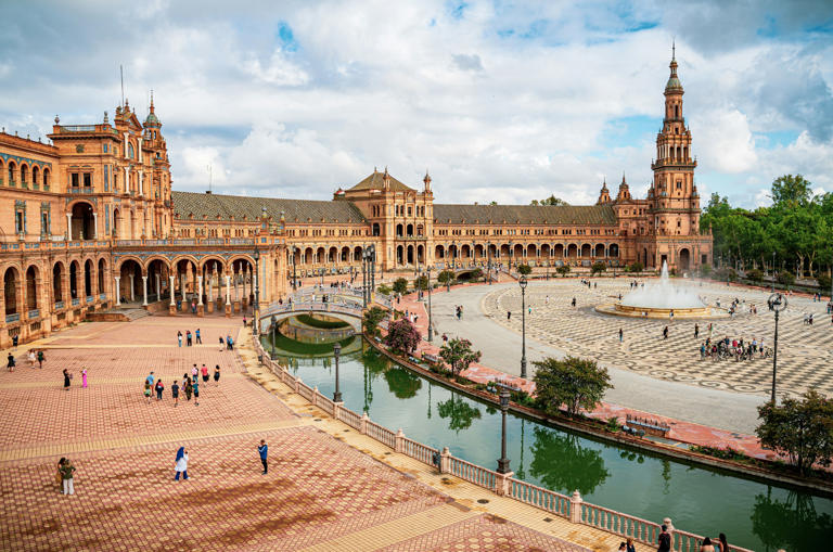 Inspired by Bollywood? Explore these iconic film locations around the ...