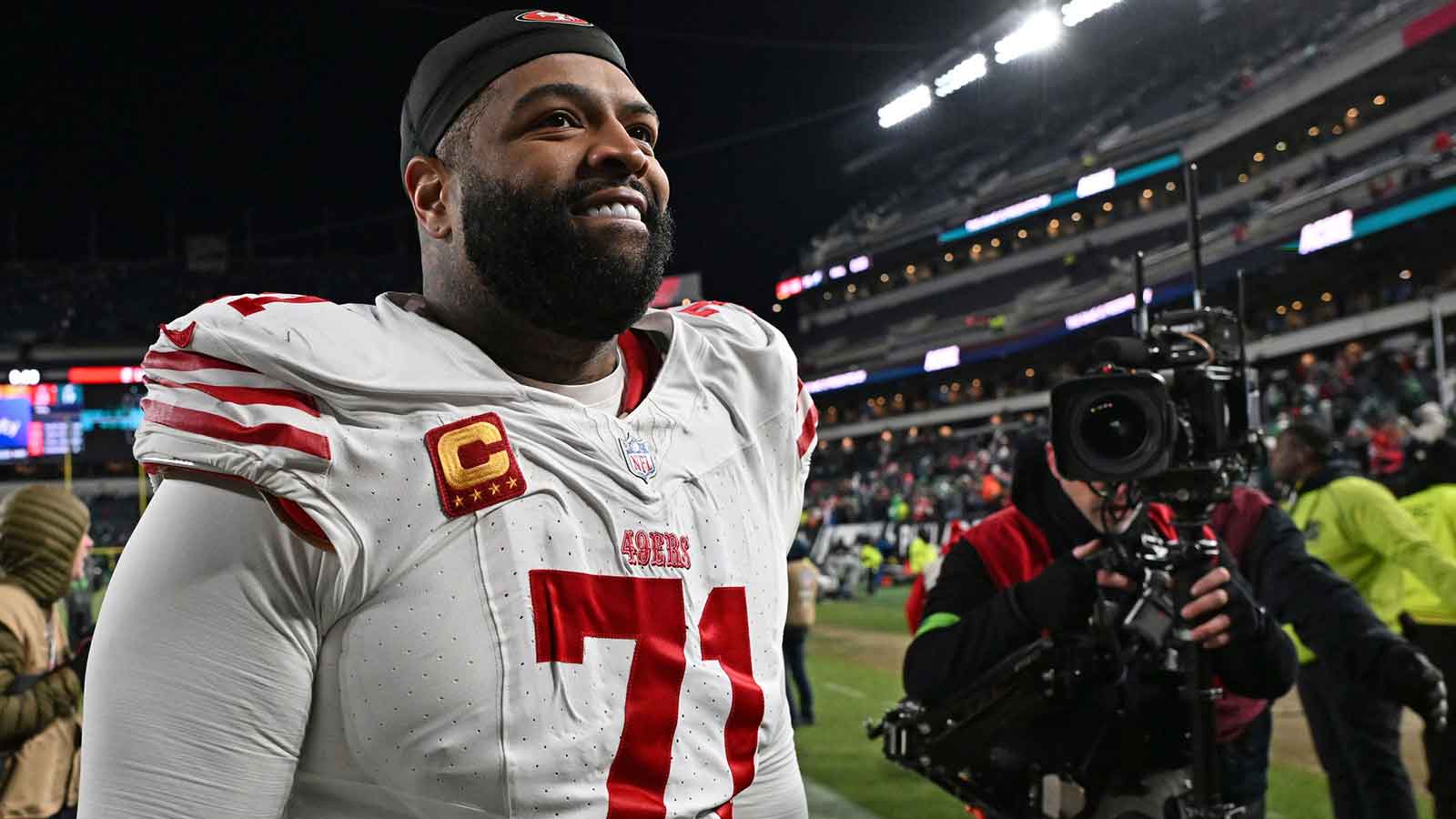 49ers’ Trent Williams details impact of Fred Warner’s return, even if ...