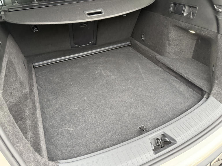 Jeździłem biznesowym kombi z przeceny. BYD Seal 6 DM-i Touring ...