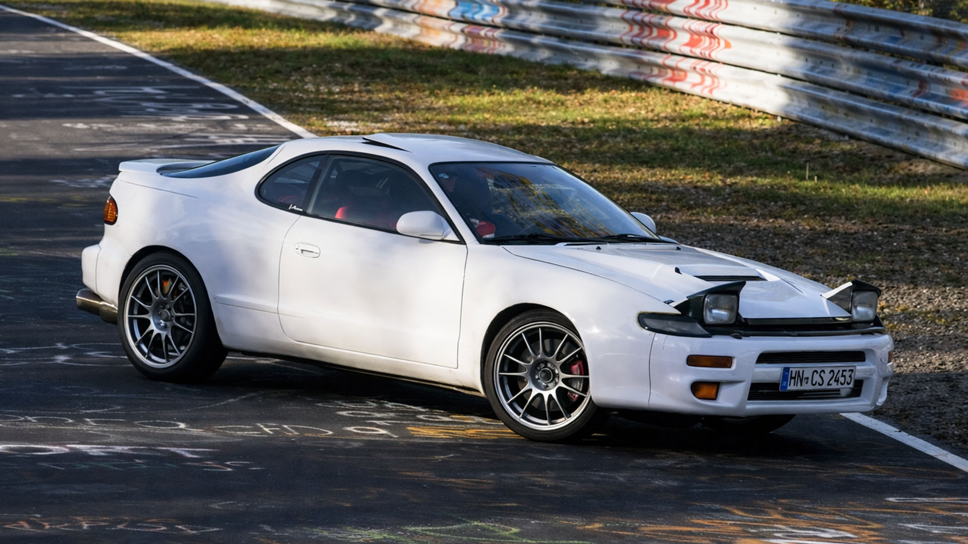 Car slips during Touristenfahrten at Nordschleife
