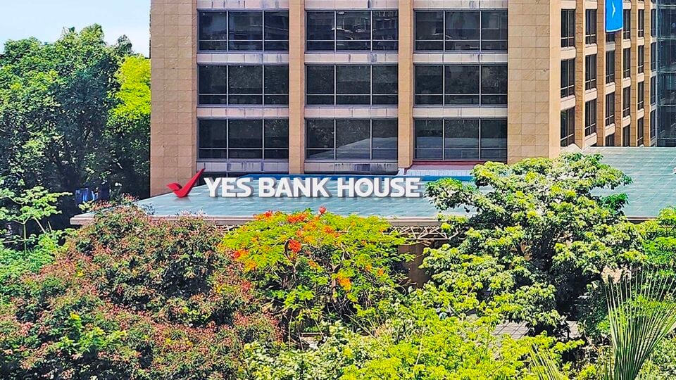 Yes Bank share price jumps ahead of Q3 results 2026. Buy or wait?