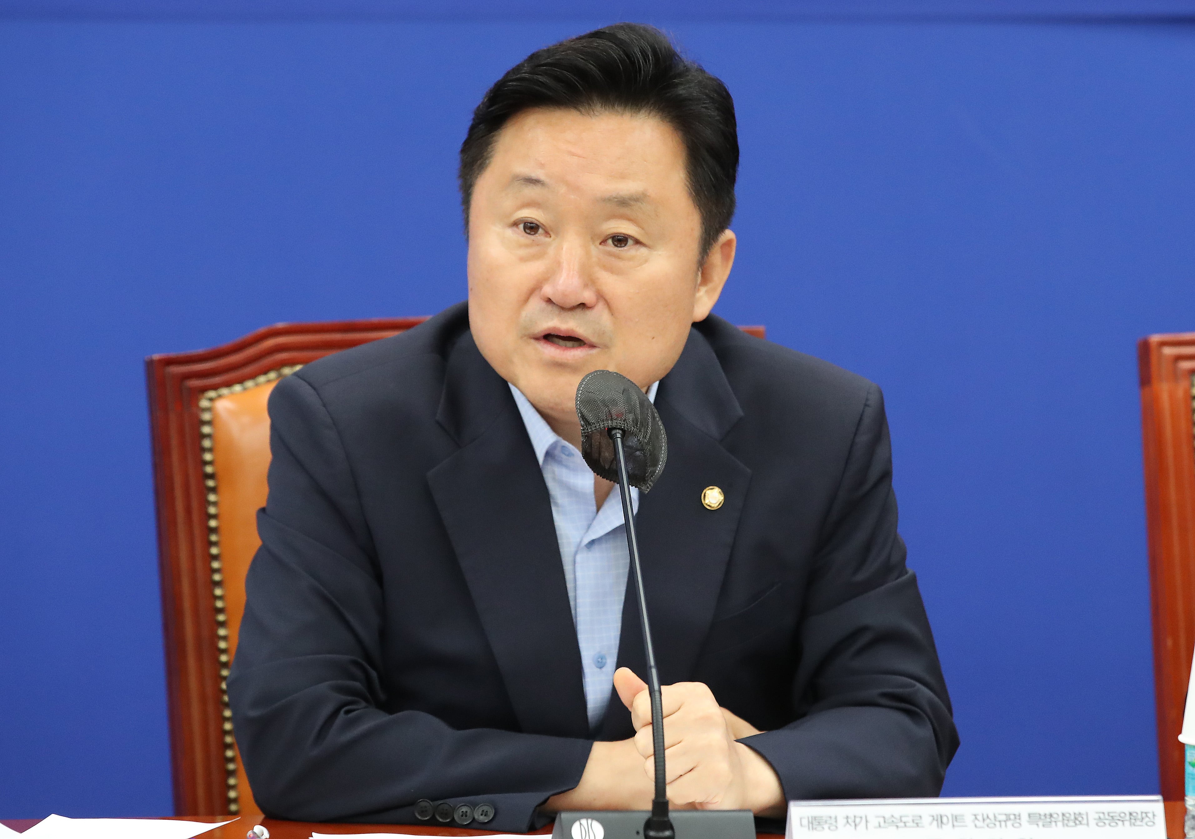 Choi In-ho exits Democratic Party, confirmed for public office