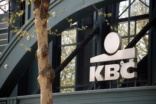 KBC finalise l'acquisition de 365.bank pour 708 millions d'euros