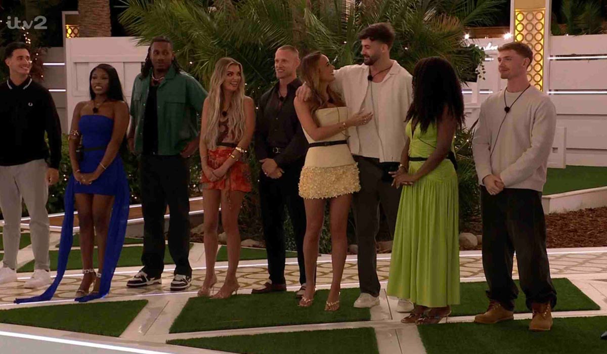 Yvonne Connolly’s hilarious dig at son Jack Keating as he returns to ...