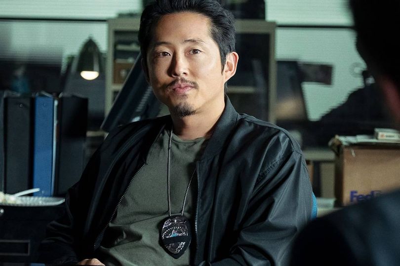 'Exhilarating' twist-filled Netflix thriller with Ben Affleck is a must ...