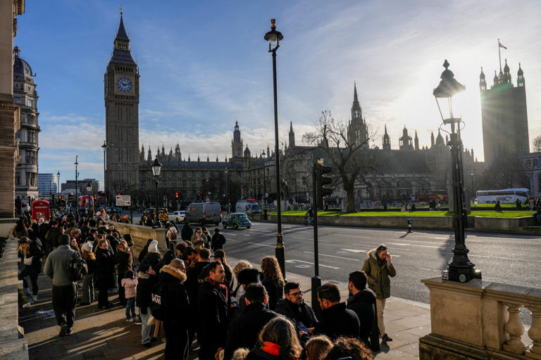 I tried finding travel deals with a VPN. Here's what happened.