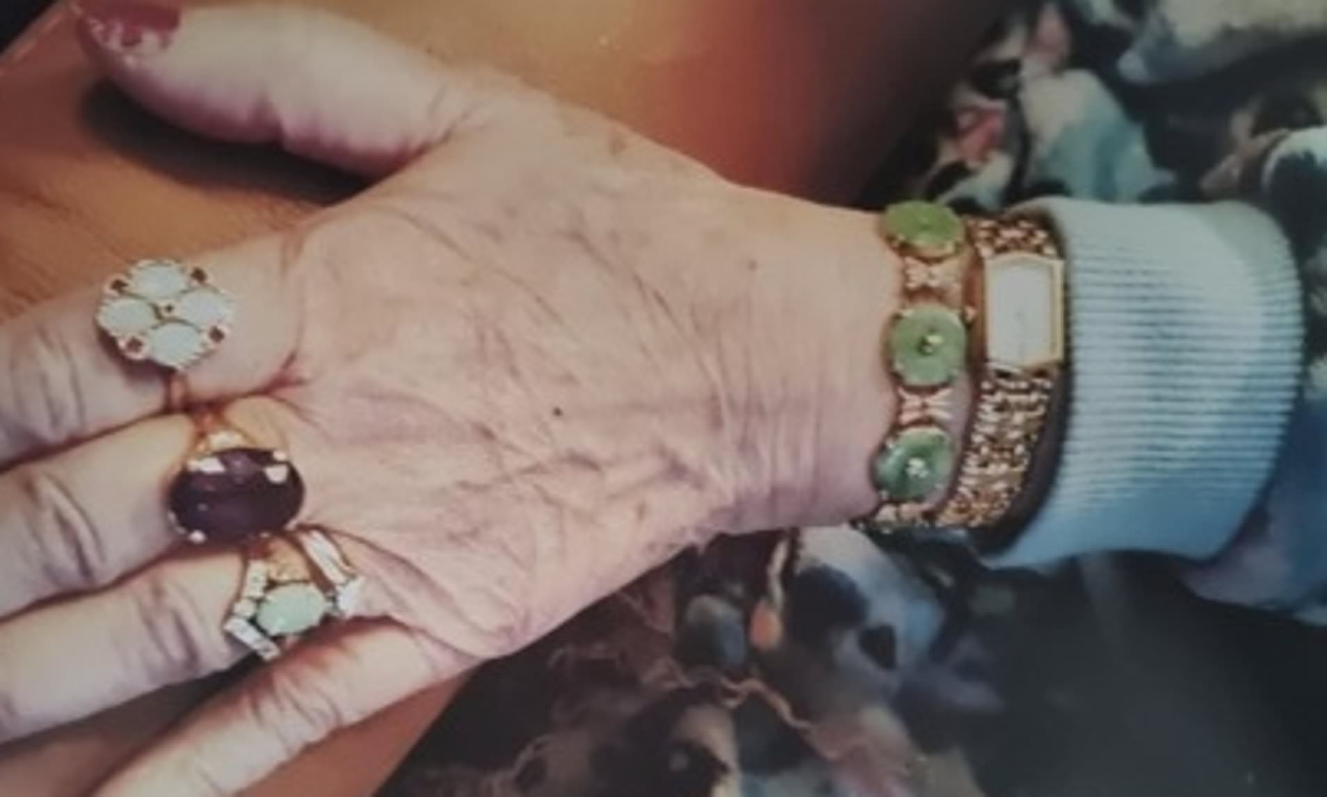 Thieves steal precious bracelet from wrist of 98-year-old woman as she ...