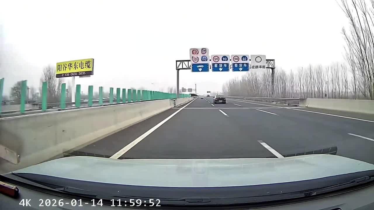 Runaway tyre returns to sender: Car smashes into rogue wheel on highway ...