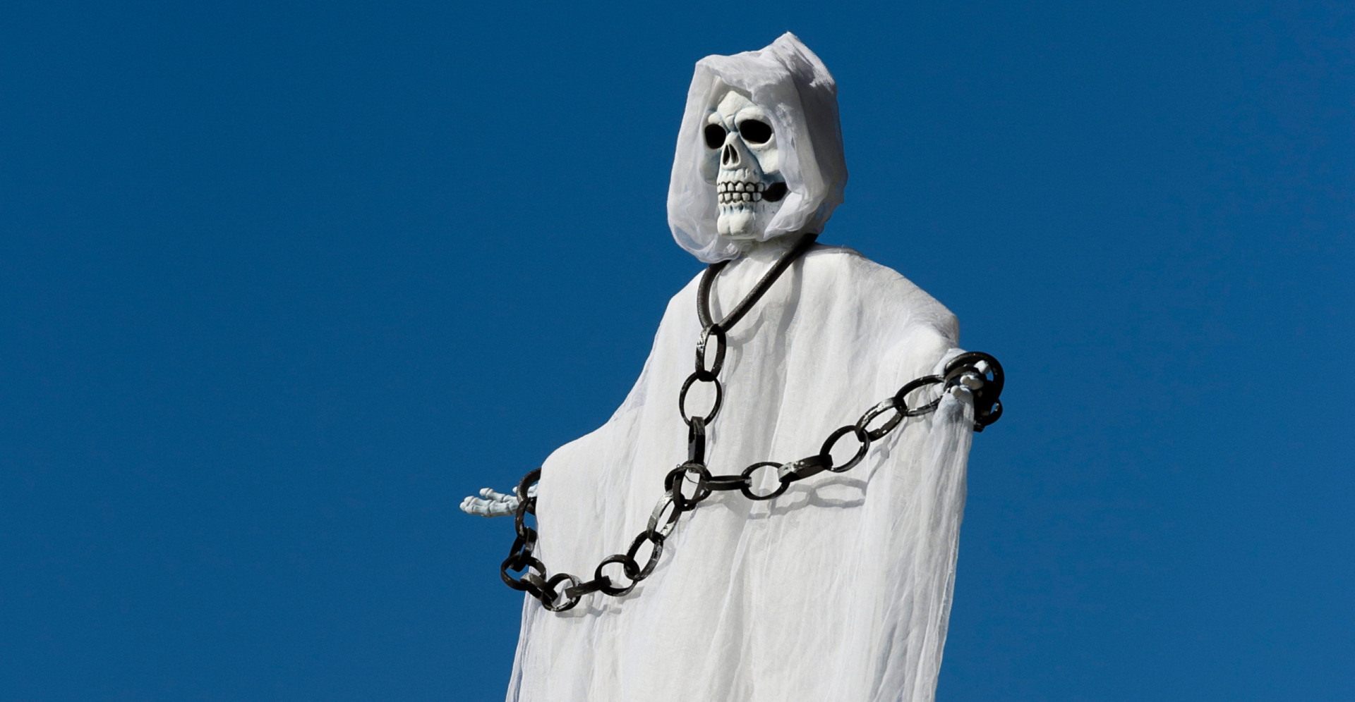 Why people see ghosts, explained