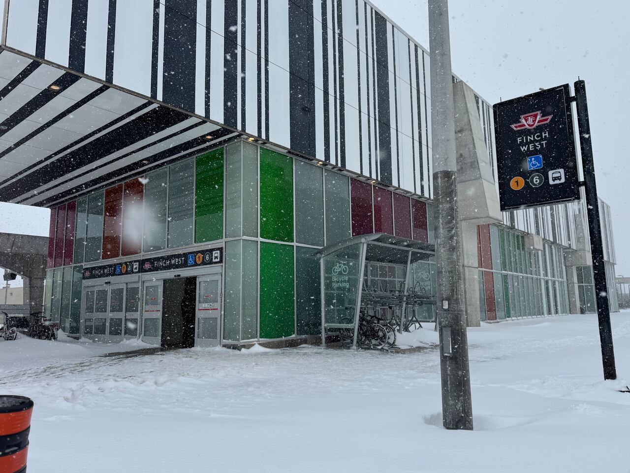 Line 6 down again Friday due to snow removal: TTC