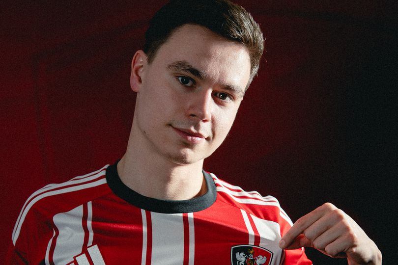 Exeter City sign youth international winger on loan from Premier League ...