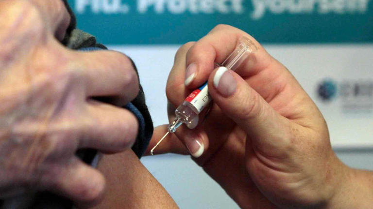 Thousands get winter COVID and flu vaccines