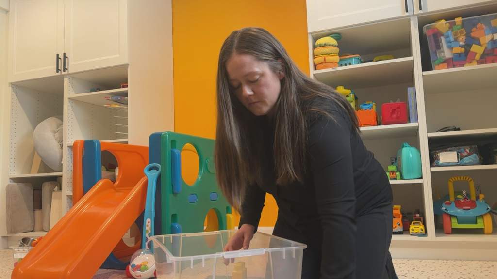 Montreal-area mother loses job on maternity leave, then denied EI benefits