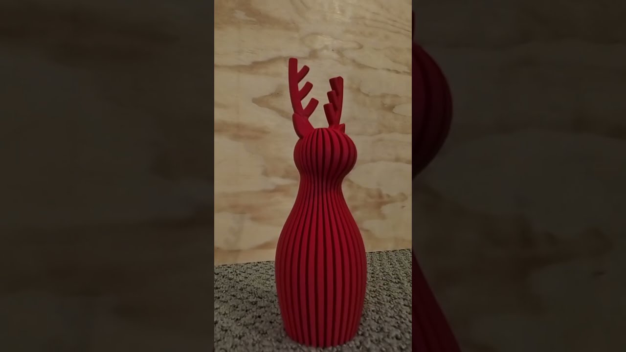We 3D printed Christmas decorations to create festive designs