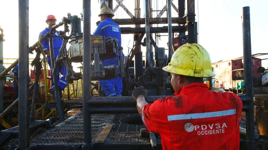 Eerste oliedeal vanuit Venezuela gaat naar campagnedonor Trump