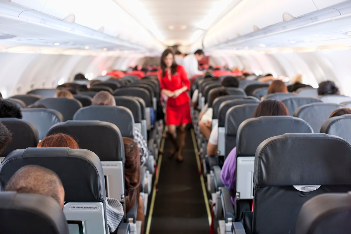 Are 'aisle lice' the most annoying flight passengers?