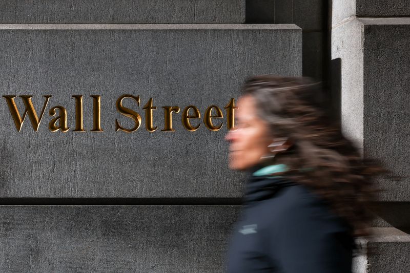 Wall Street vue en hausse avec les puces, l'Europe marque une pause