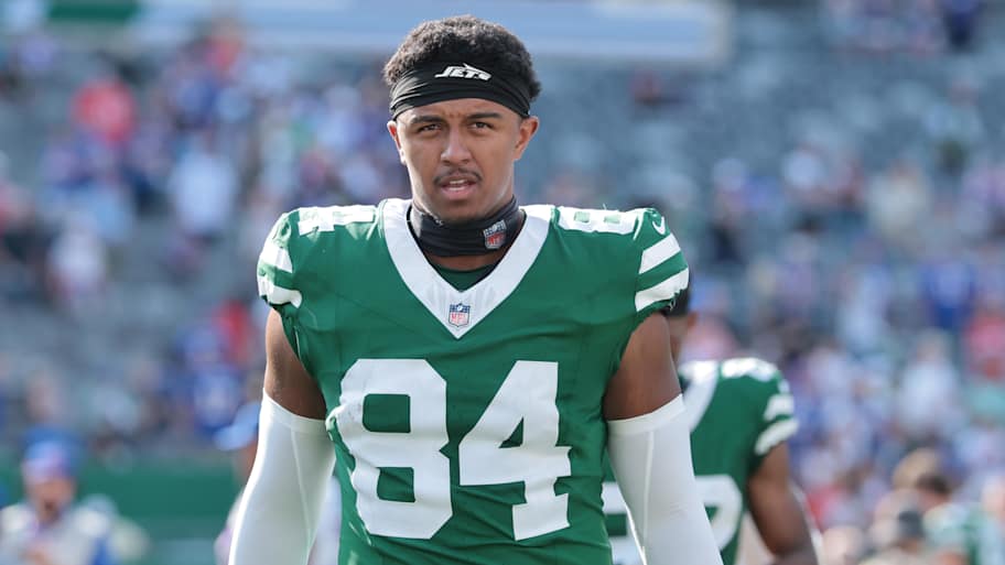 Steelers sign two more players as offseason begins