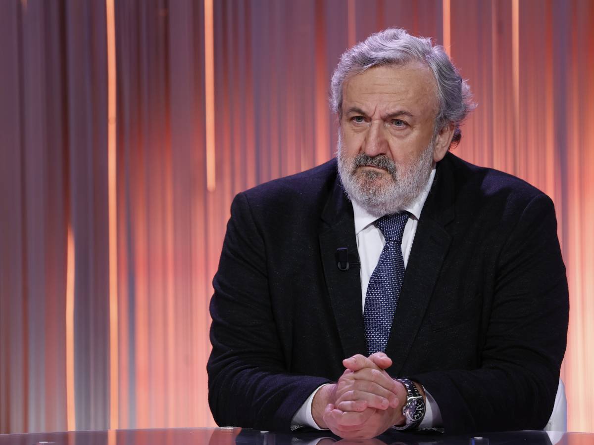 Emiliano fuori dalla giunta. Ma sarà consigliere di Decaro